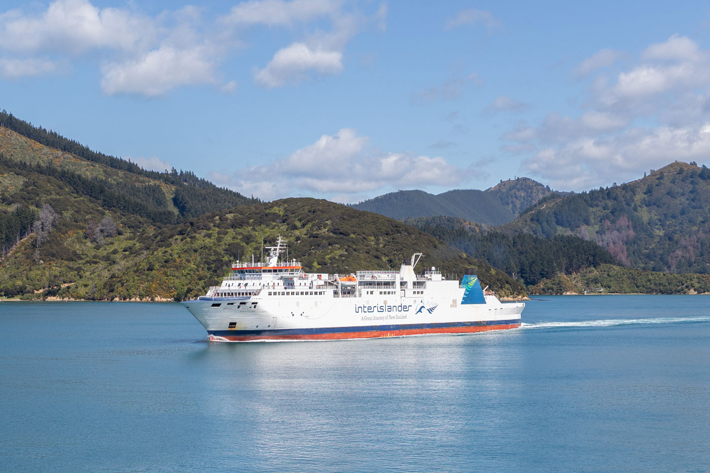 The Best Way to Sail Across the Cook Strait