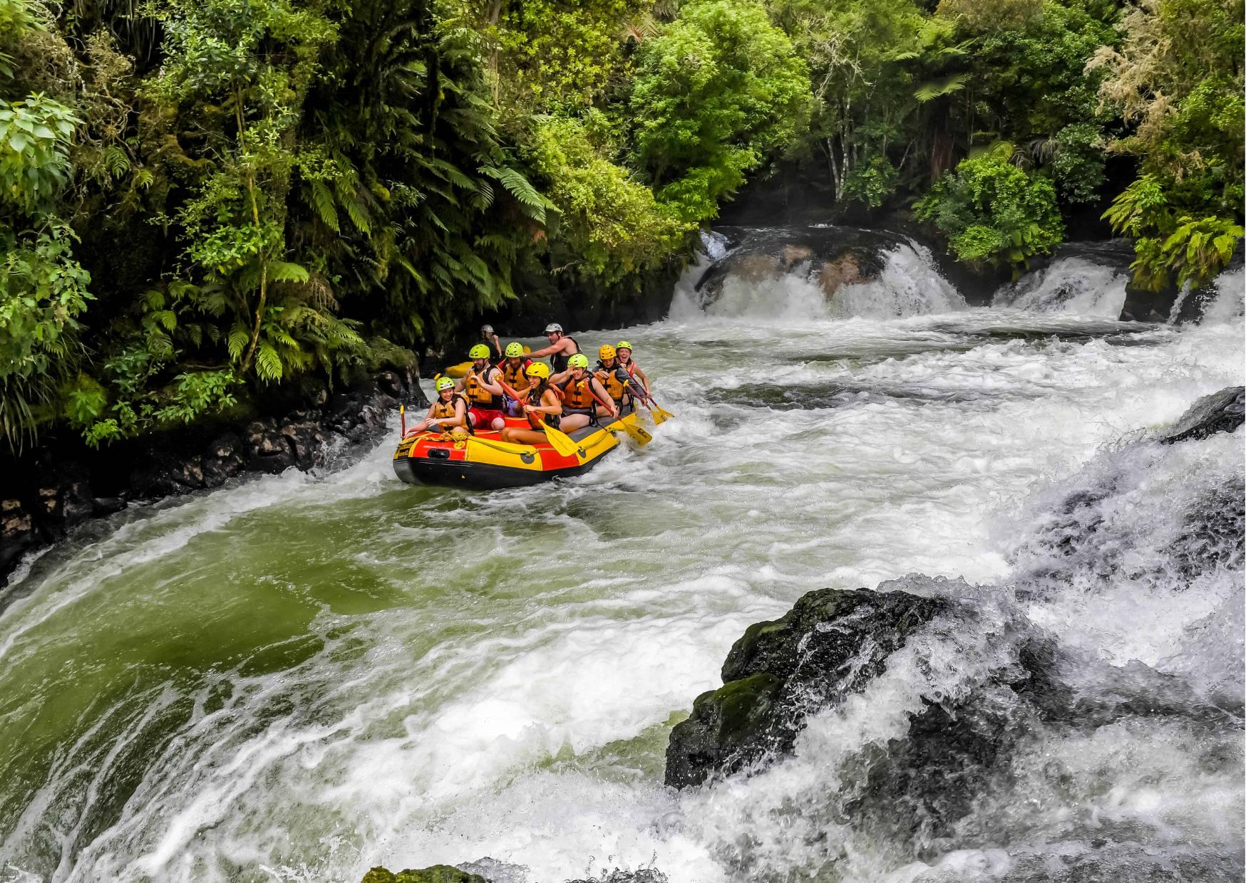 The Top 8 Spots for White Water Rafting in New Zealand